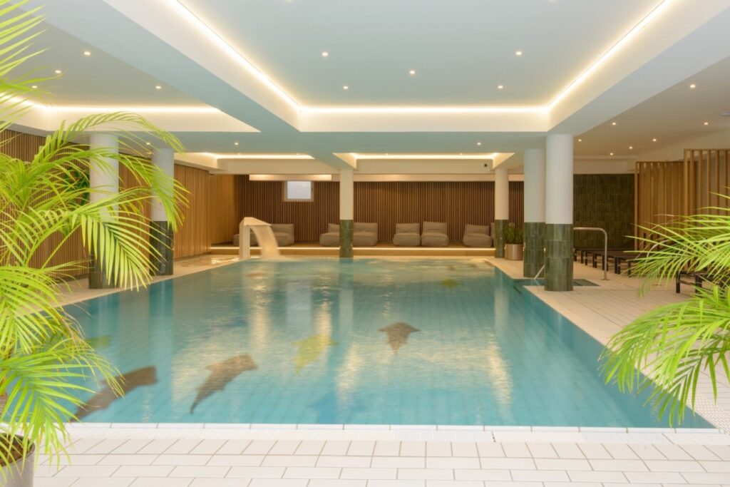 Bayerischer Wald Hotel mit Pool - BERGlässig Hotel Bodenmais